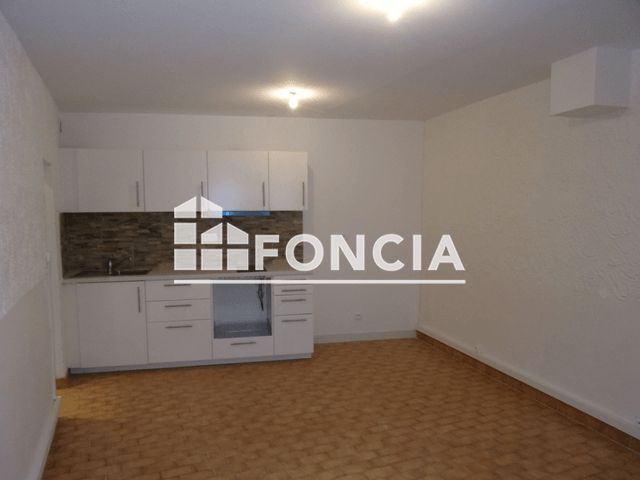 Location studio à Arles - 410 € - 24 m²
