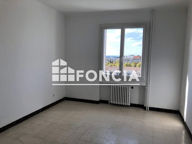 Location appartement à Aix-en-Provence - 1645 € - 85 m²
