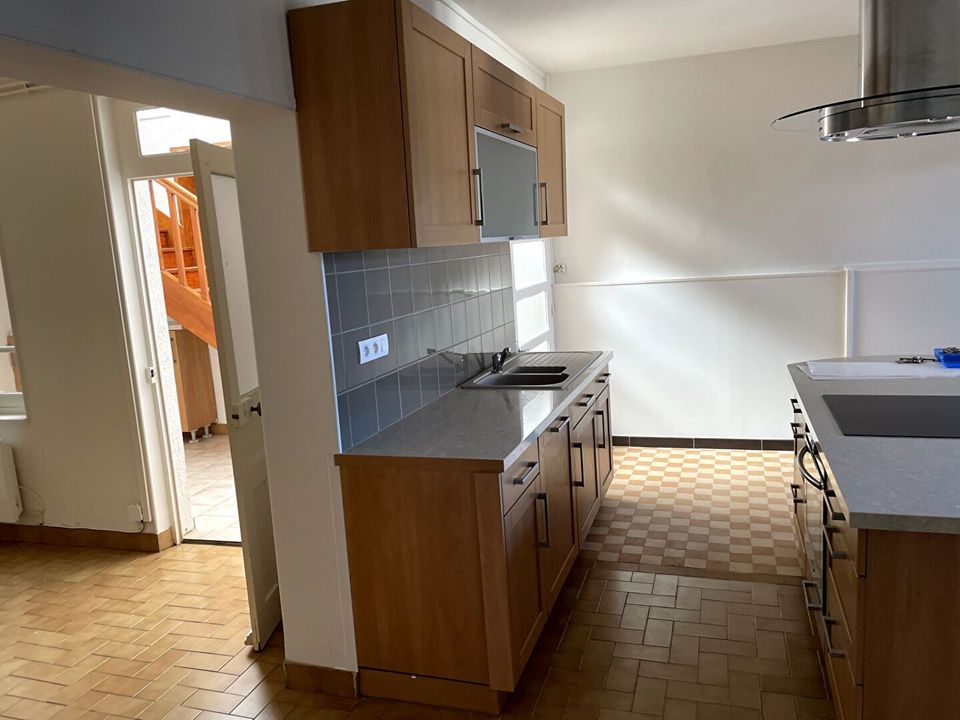 Location maison à Verdun-sur-le-Doubs - 695 € - 98 m²