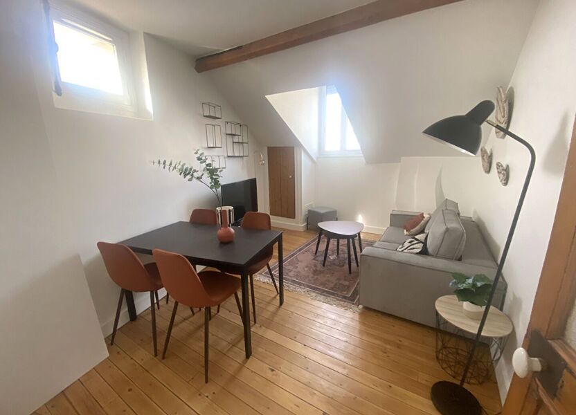 Location appartement meublé au Perreux-sur-Marne - 883 € - 29 m²